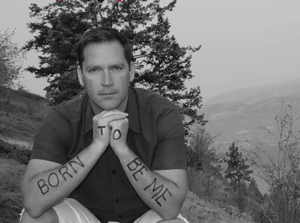 Born to Be Me - Chipsy & Lulu